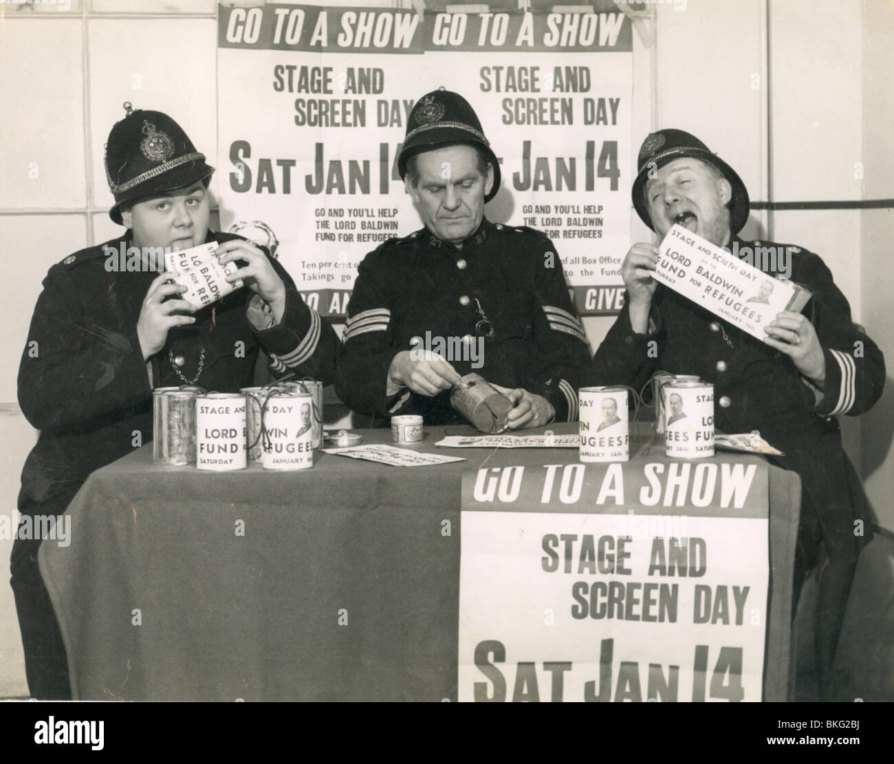 ASK A POLICEMAN (1938) GRAHAM MOFFATT, WILL HAY, MOORE MARRIOTT AAPL ...