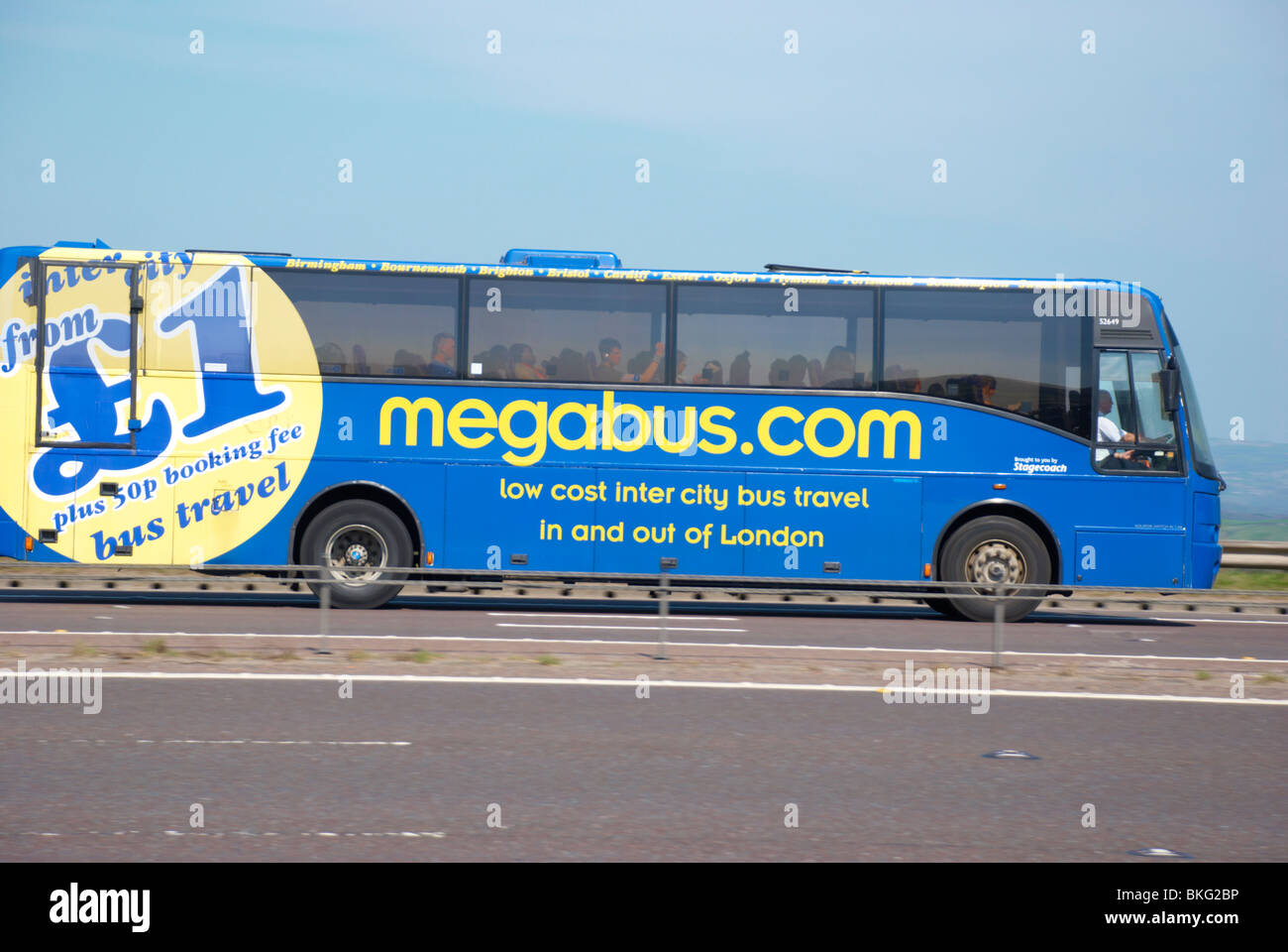 Megabus hi-res stock photography and images - Alamy