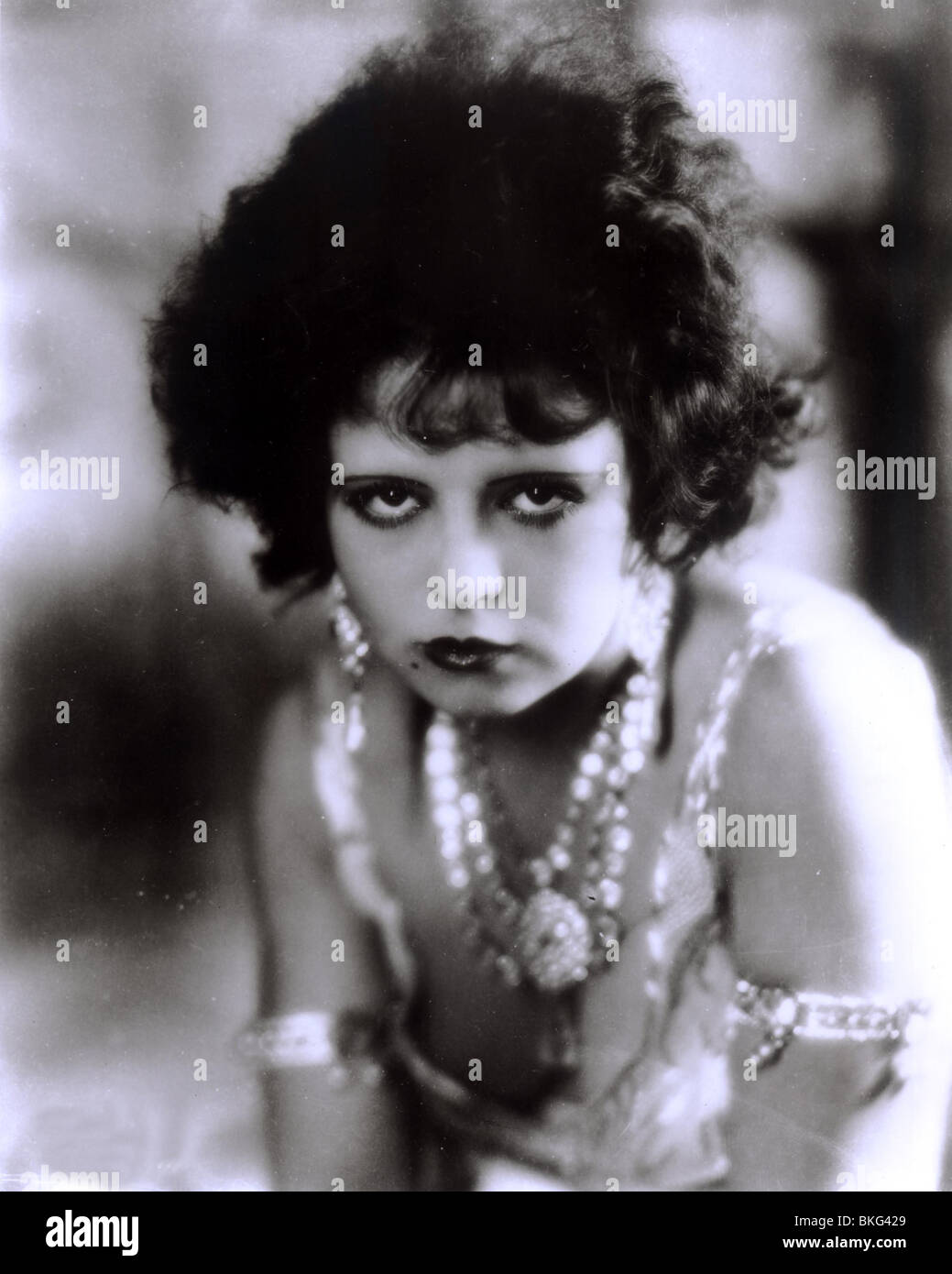 Clara bow hi-res stock photography and images - Alamy