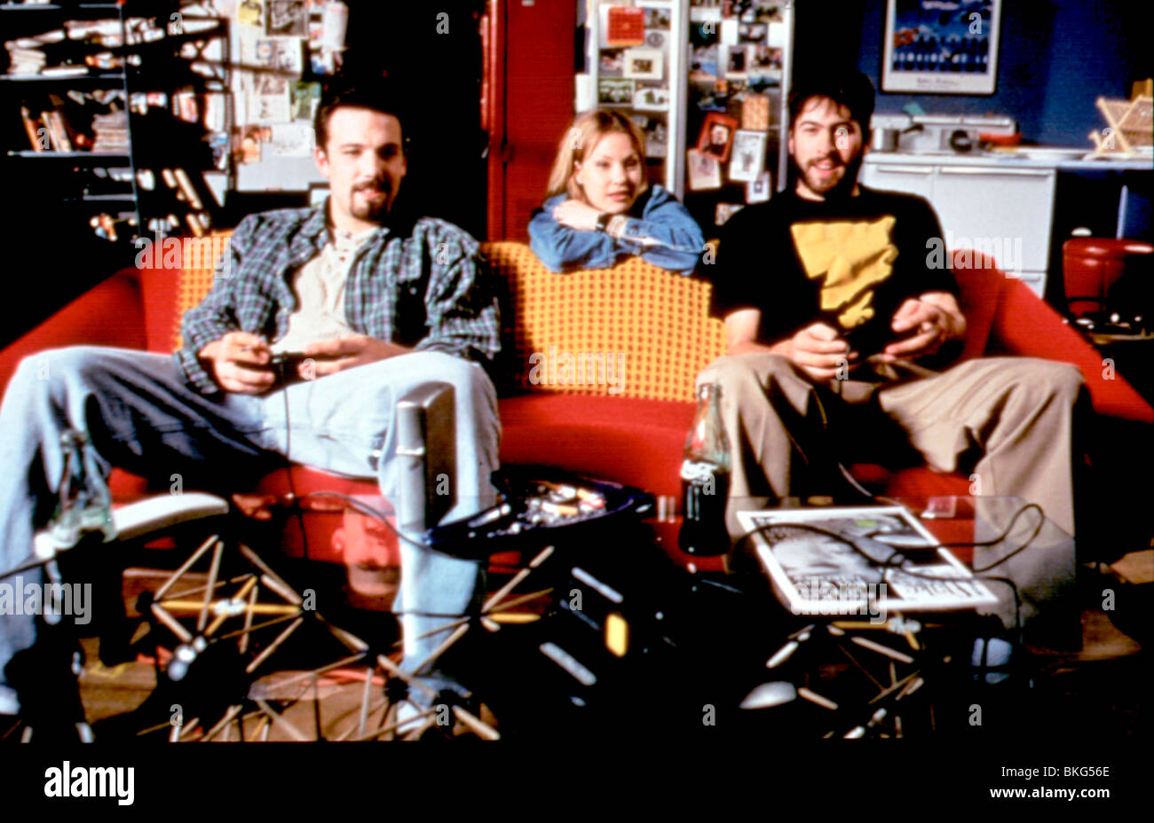 CHASING AMY (1997) BEN AFFLECK, JOEY LAUREN ADAMS, JASON LEE CAMY 015 ...