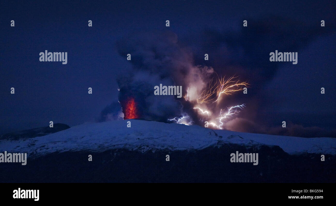 Lightning and Lava in ash cloud during Eyjafjallajokull Volcanic ...
