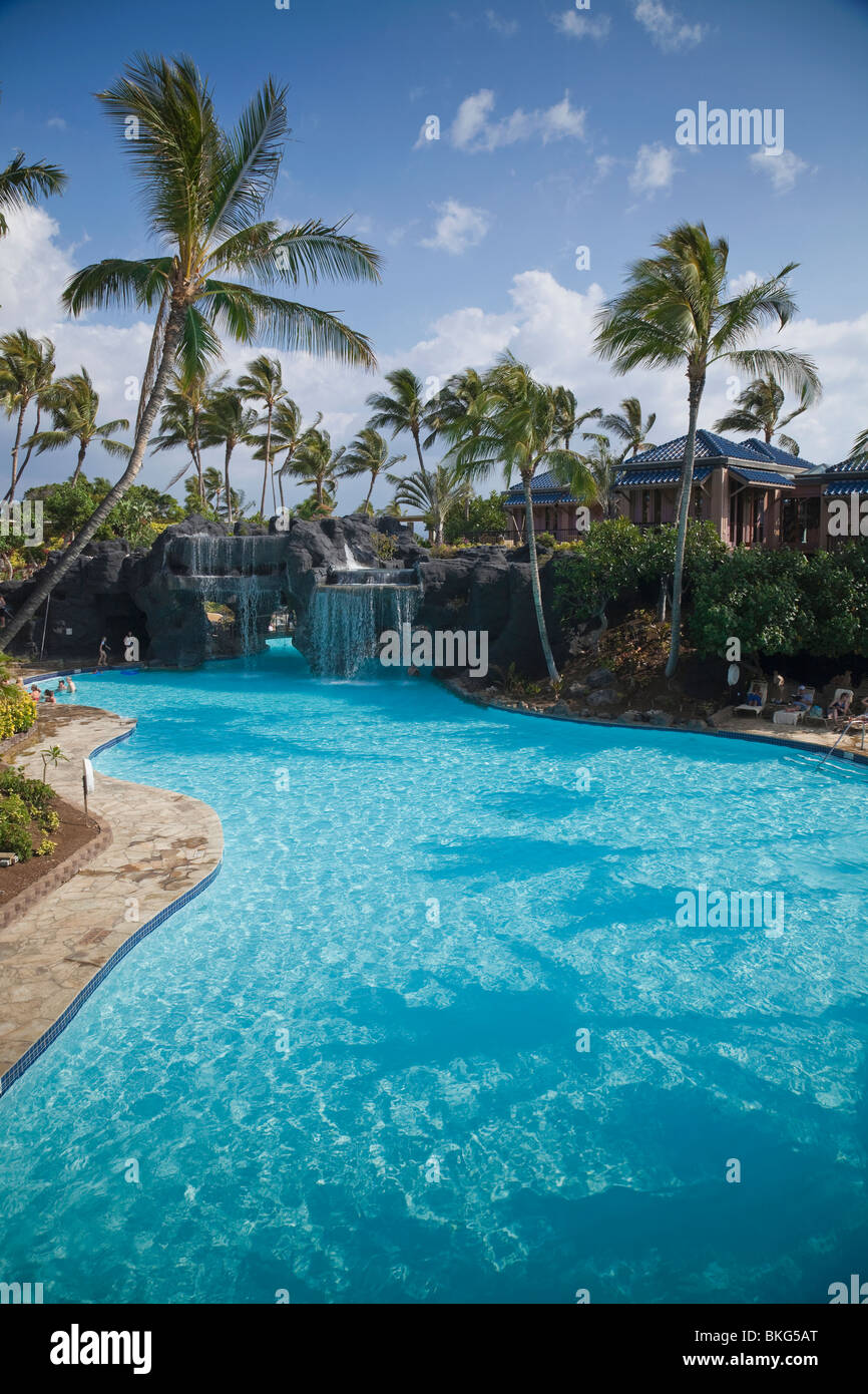 Outdoor pool at luxury resort in Hawaii Stock Photo - Alamy