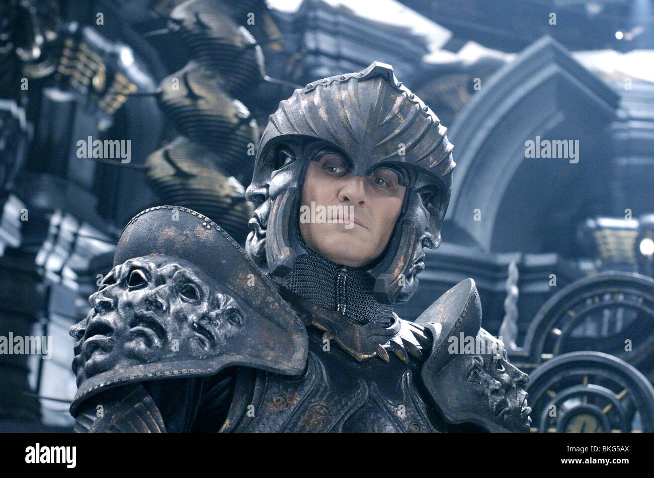 THE CHRONICLES OF RIDDICK (2004) COLM FEORE CHRK 001-10 Stock Photo - Alamy
