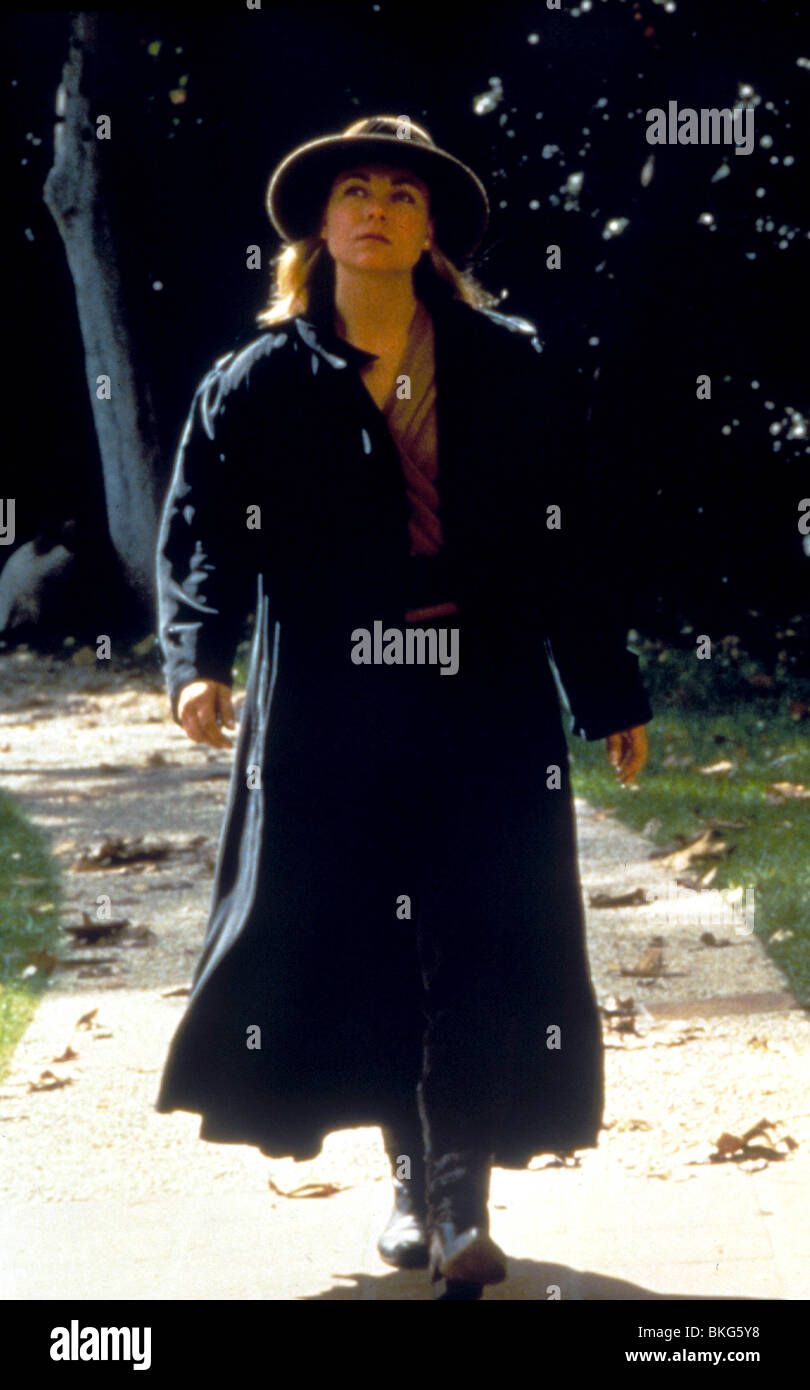 Cold heaven 1992 theresa russell hi-res stock photography and images ...