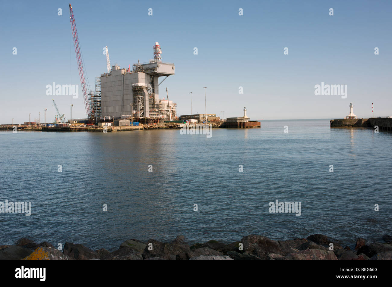 North sea gas accommodation platform under construction Stock Photo - Alamy