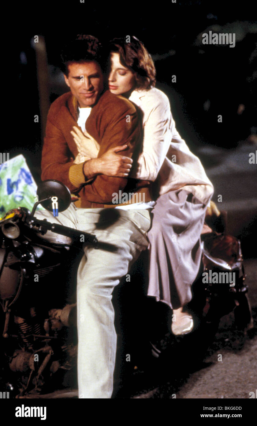 COUSINS (1989) TED DANSON, ISABELLA ROSSELLINI CNS 025 H Stock Photo ...