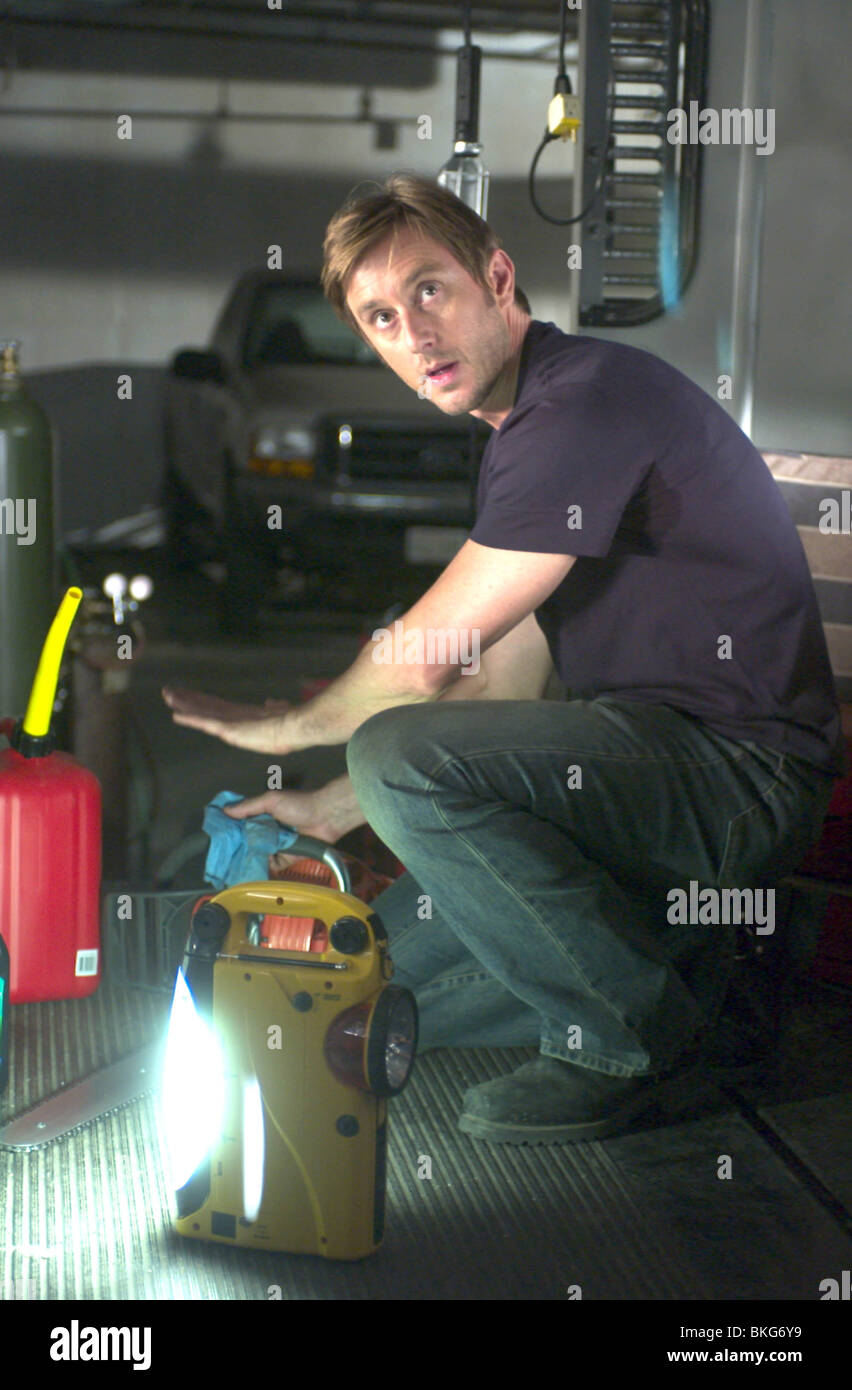 DAWN OF THE DEAD (2004) JAKE WEBER DOTD 001-002 Stock Photo - Alamy