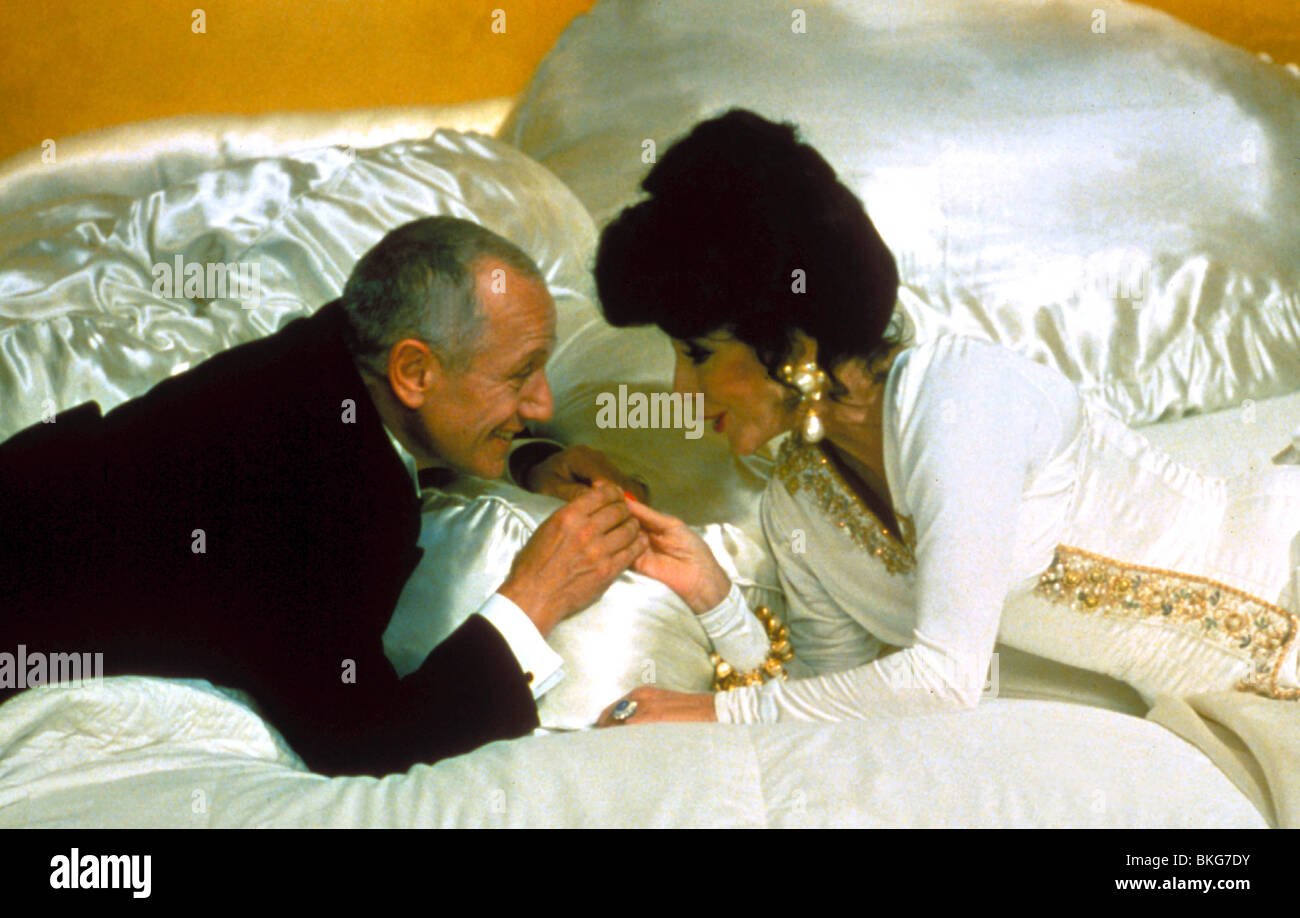 Steven berkoff decadence hi-res stock photography and images - Alamy