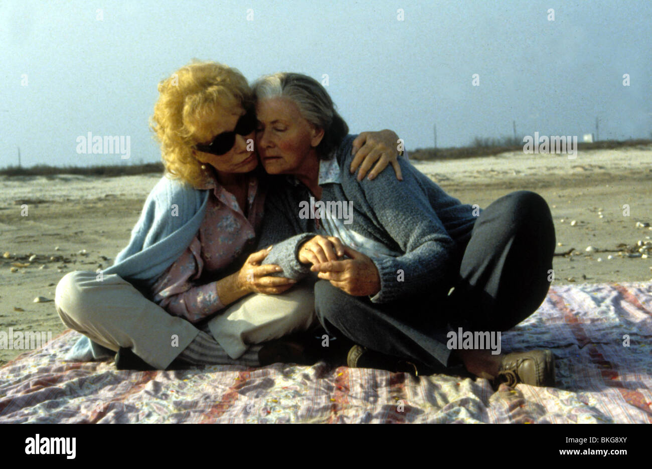 The evening star 1996 miranda richardson hi-res stock photography and ...