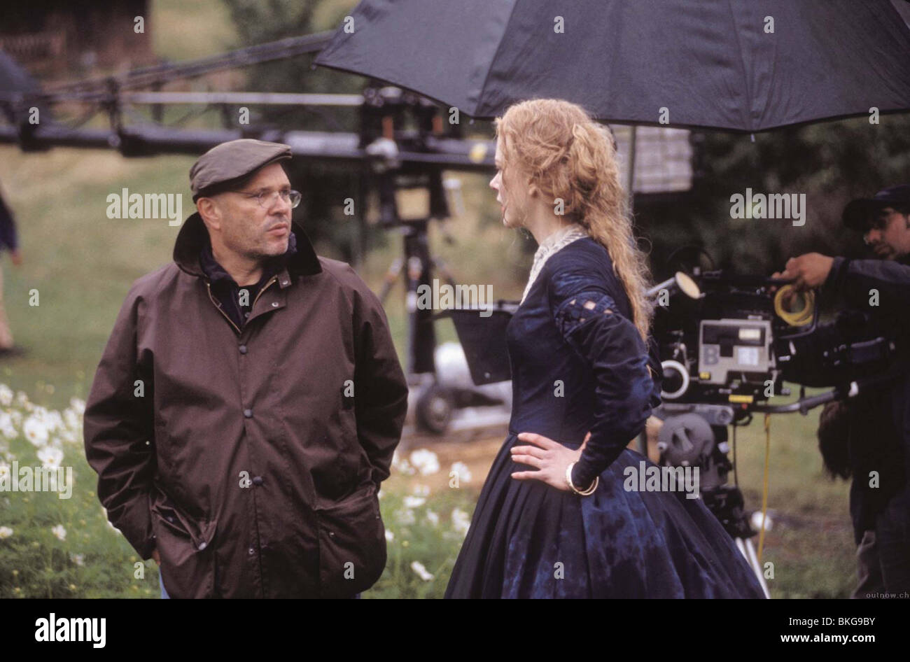 FILMING O/S 'COLD MOUNTAIN' (2003) WITH ANTHONY MINGHELLA (DIR), NICOLE ...