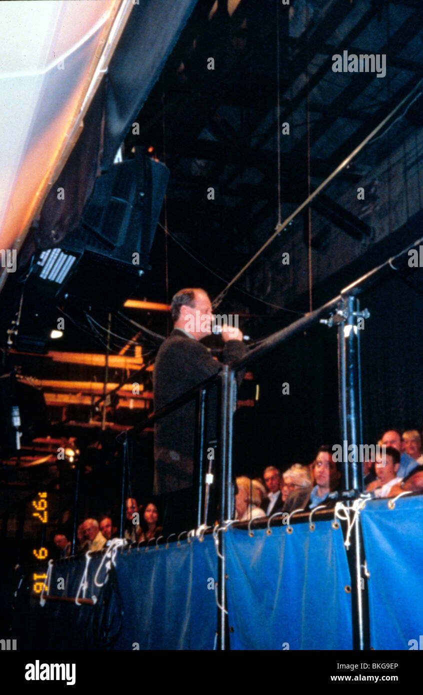 FILMING PRODUCTION (ALT) LOCATION (ALT) BEHIND THE SCENES (ALT) ON SET ...