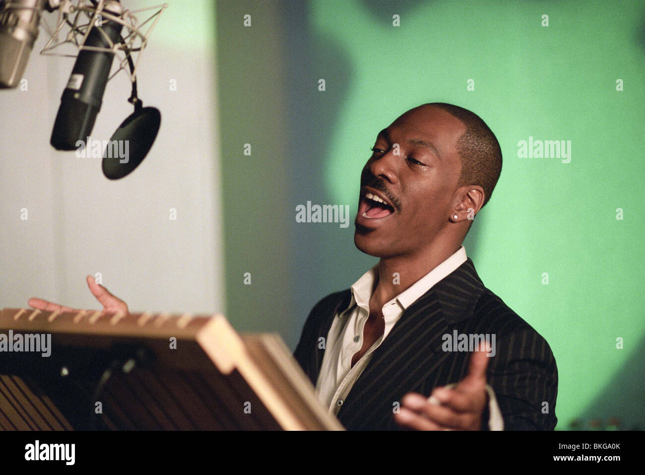 ON SET 'SHREK 2' (ANI-2004) WITH EDDIE MURPHY SHK2 001-F02 Stock Photo ...
