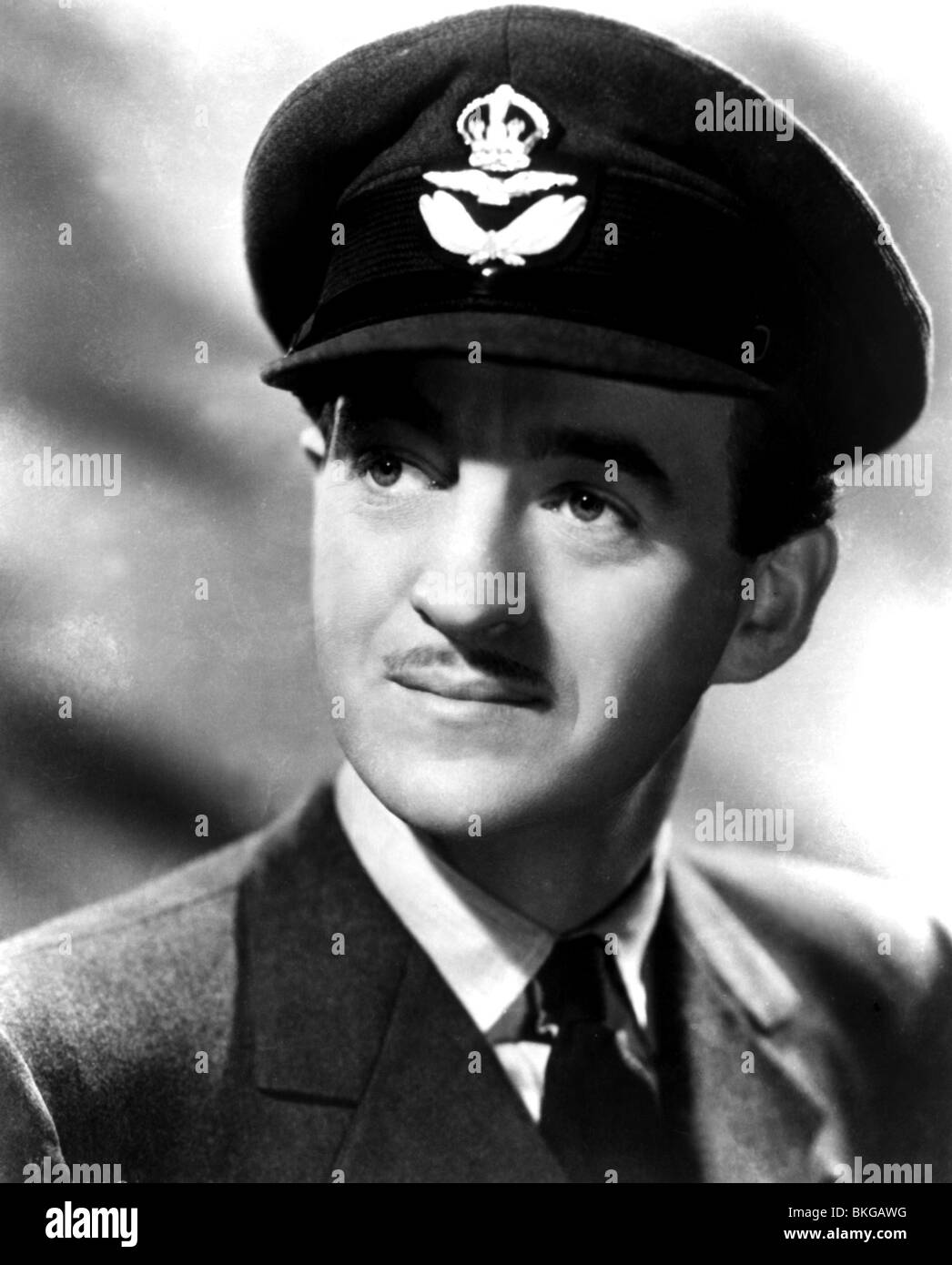 THE FIRST OF THE FEW (1942) SPITFIRE (ALT) DAVID NIVEN FROF 007P Stock ...