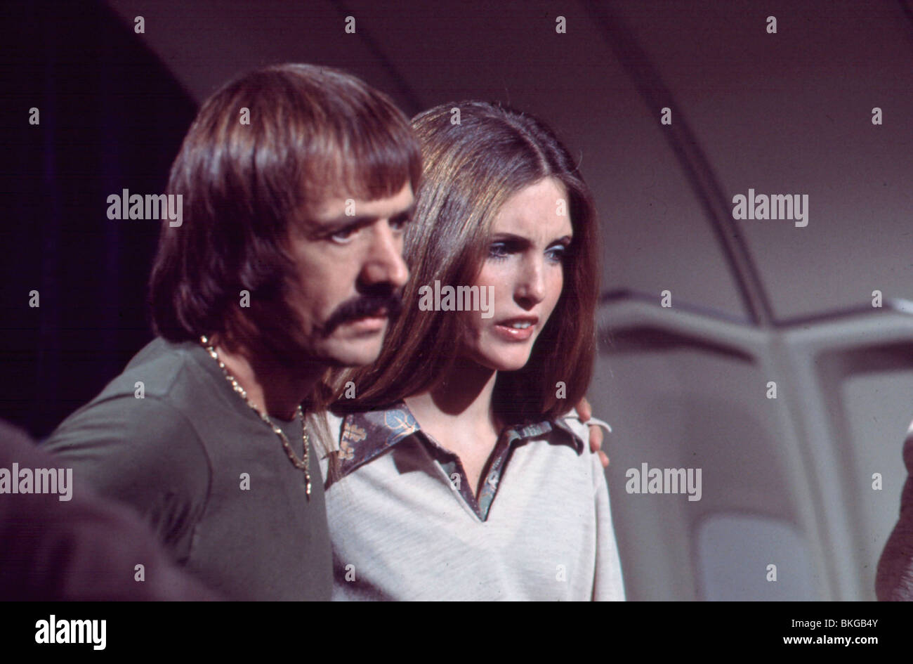 Murder on flight 502 tvm 1975 hi-res stock photography and images - Alamy
