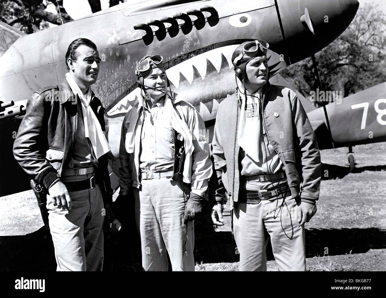 FLYING TIGERS (1942) JOHN WAYNE, JOHN CARROLL FTGS 001 P Stock Photo ...