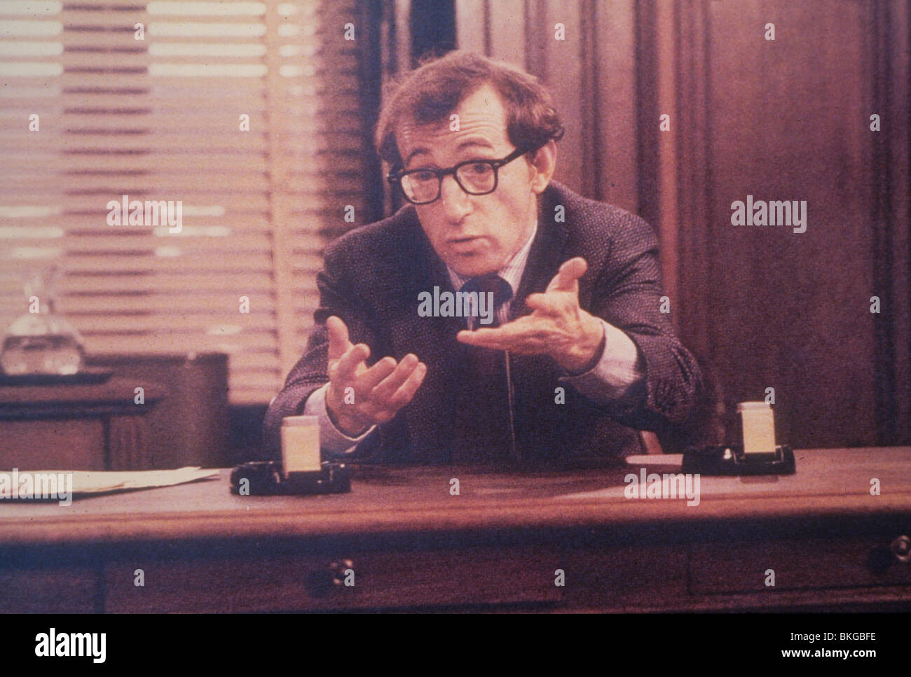 THE FRONT -1976 WOODY ALLEN Stock Photo - Alamy