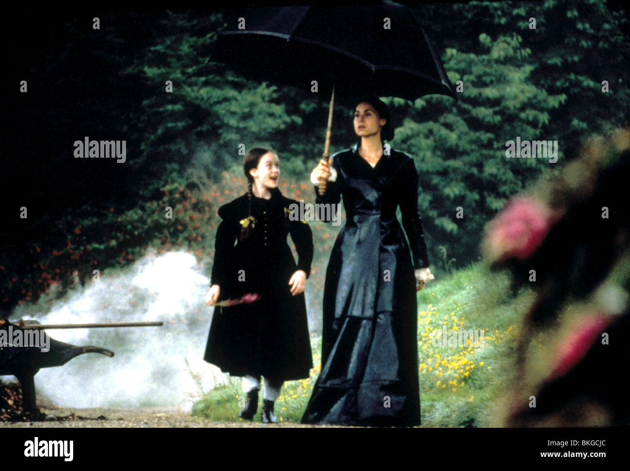 THE GOVERNESS (1998) MINNIE DRIVER GOVN 007 Stock Photo - Alamy