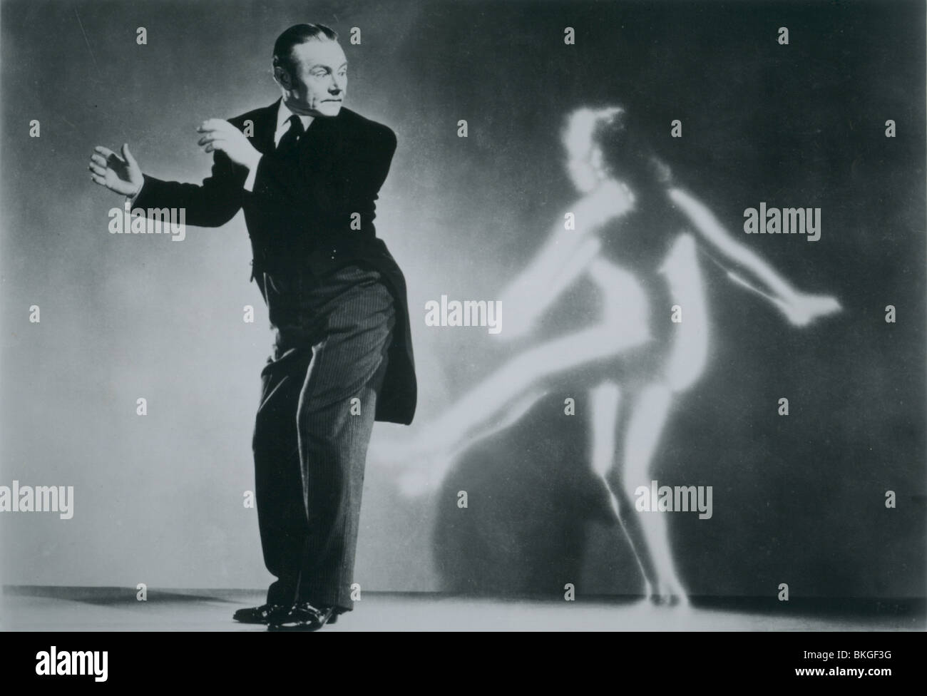 THE INVISIBLE WOMAN (1941) CHARLES RUGGLES INVW 002P Stock Photo - Alamy