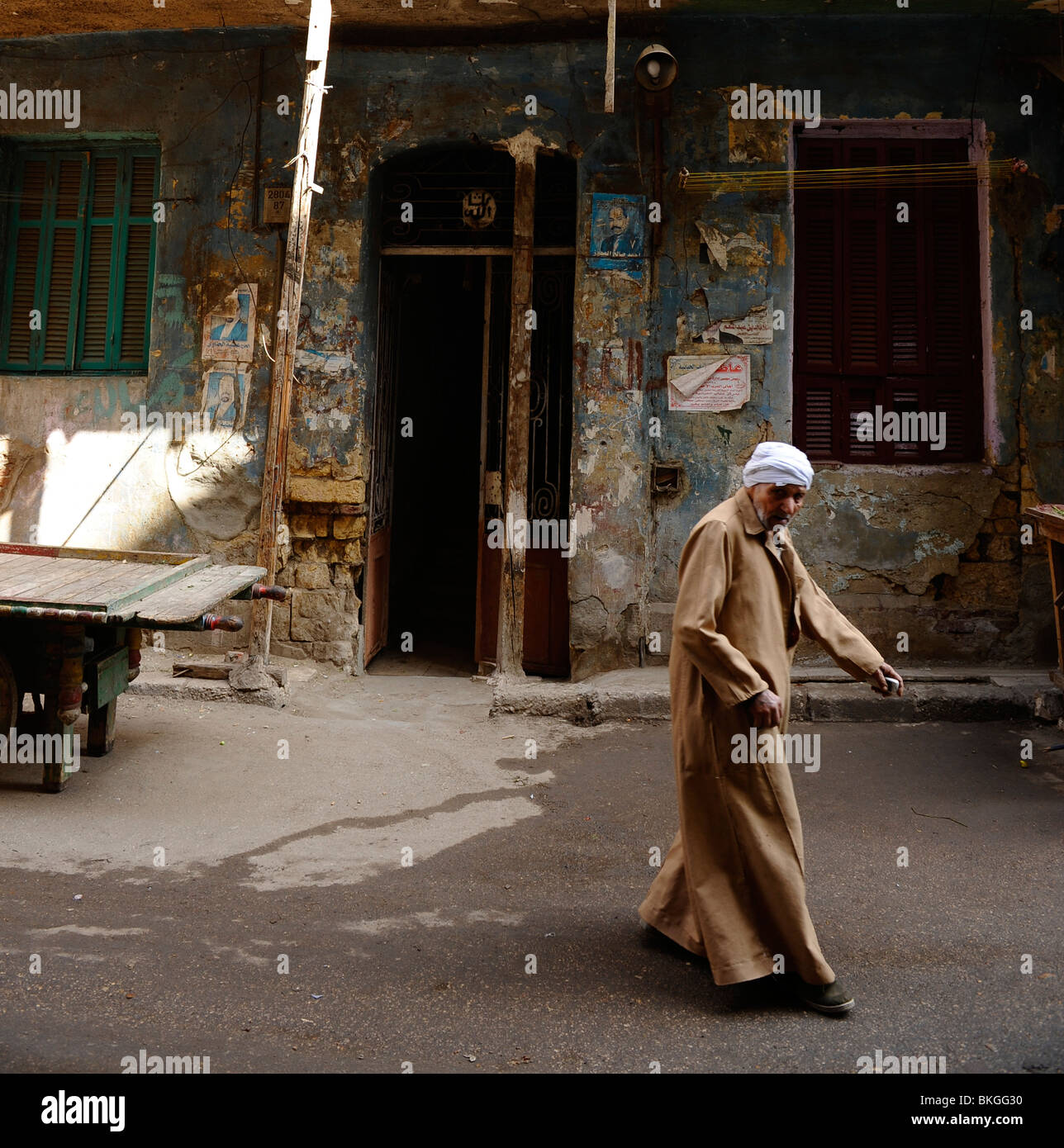 street scene , al gamaliyya ,islamic cairo , egypt Stock Photo - Alamy