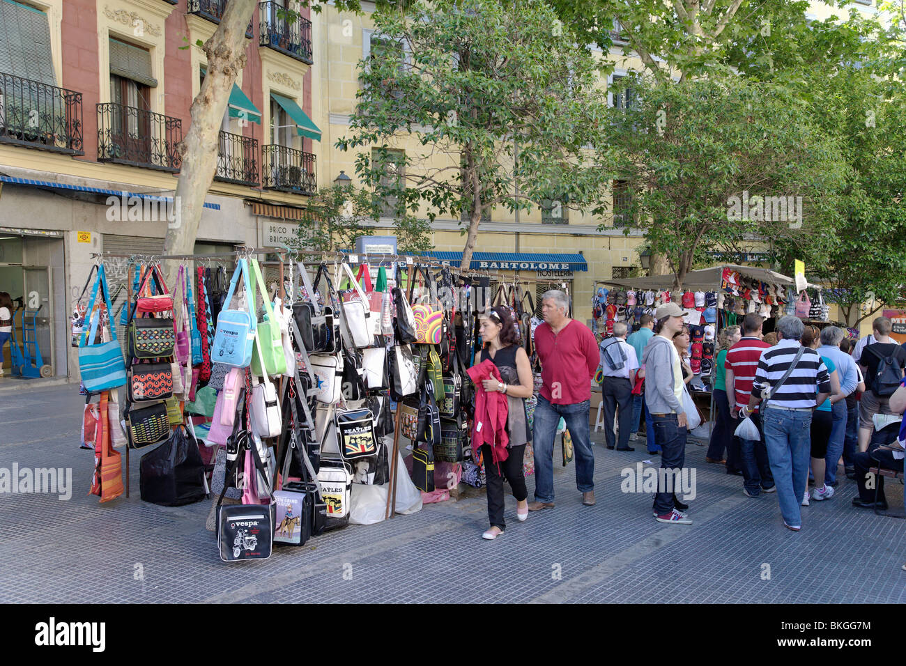 Flea market El Rastro, Madrid, Spain Stock Photo - Alamy