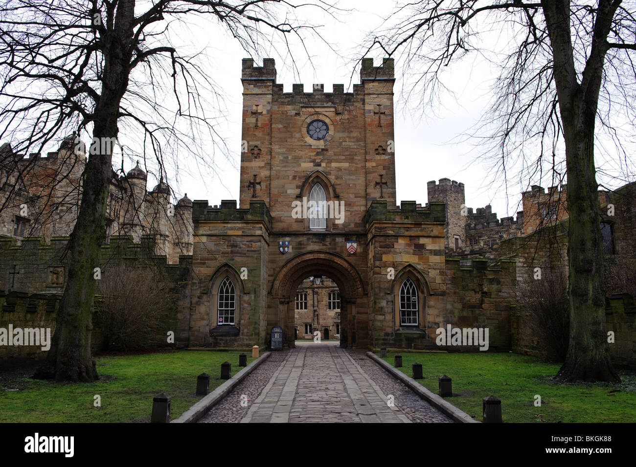 Durham castle gatehouse hi-res stock photography and images - Alamy