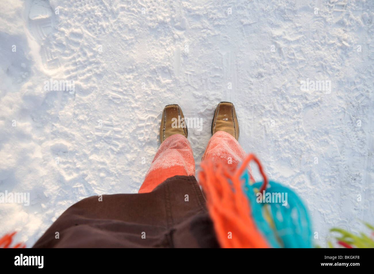 People wearing winter clothing hi-res stock photography and images - Alamy