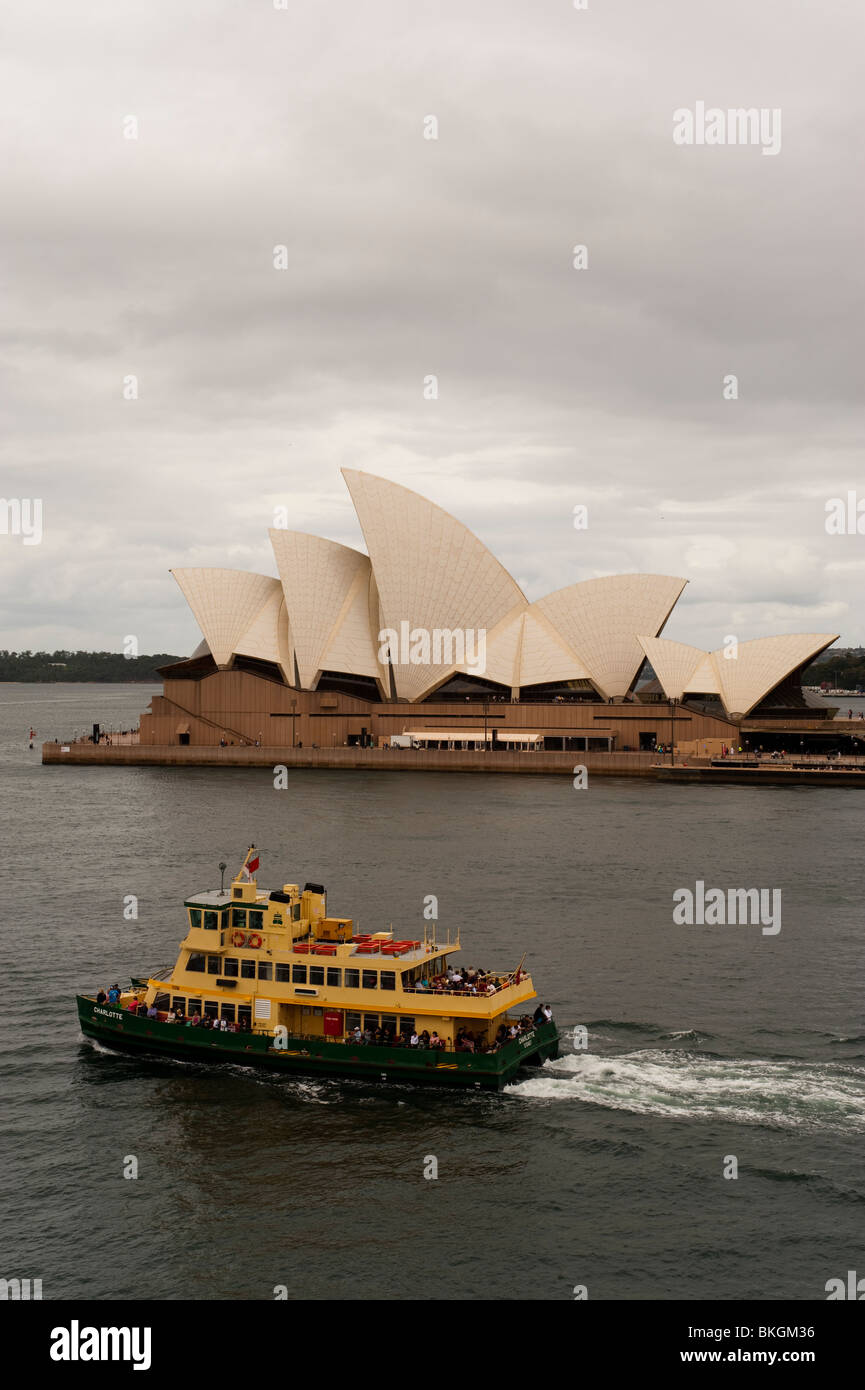 Sydney Opera House and line Boat, Sydney, New South Wales, Australia ...