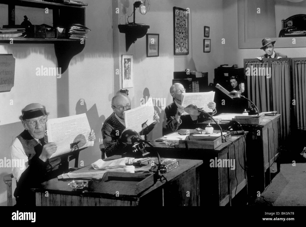 MAGIC TOWN -1947 JAMES STEWART Stock Photo - Alamy