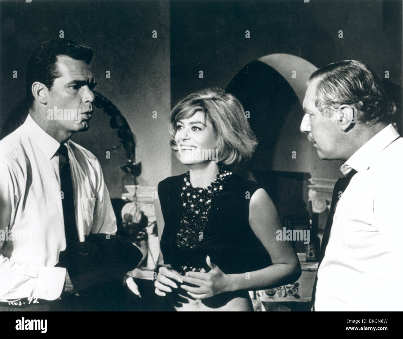 A MAN COULD GET KILLED (1966) JAMES GARNER, MELINA MERCOURI, ROBERT ...