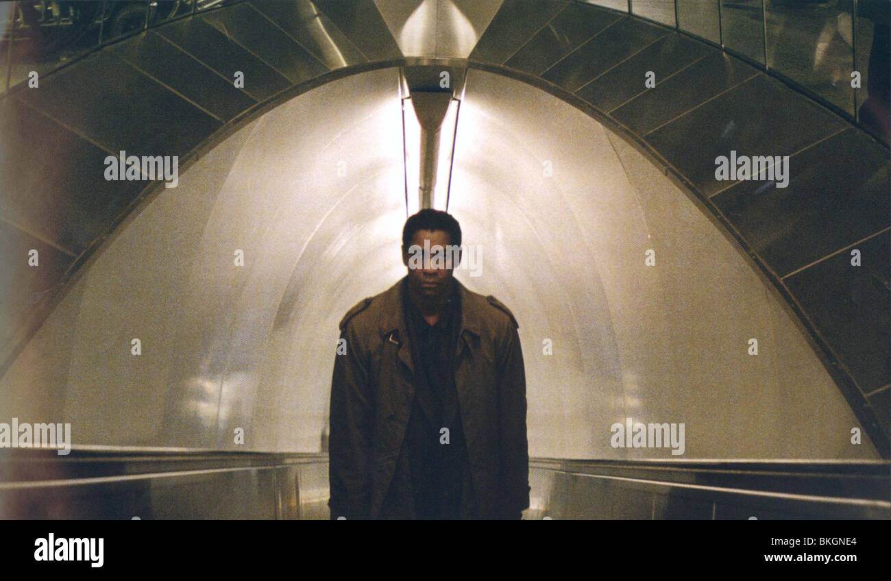 THE MANCHURIAN CANDIDATE (2004) DENZEL WASHINGTON MNCC 004FOH Stock ...