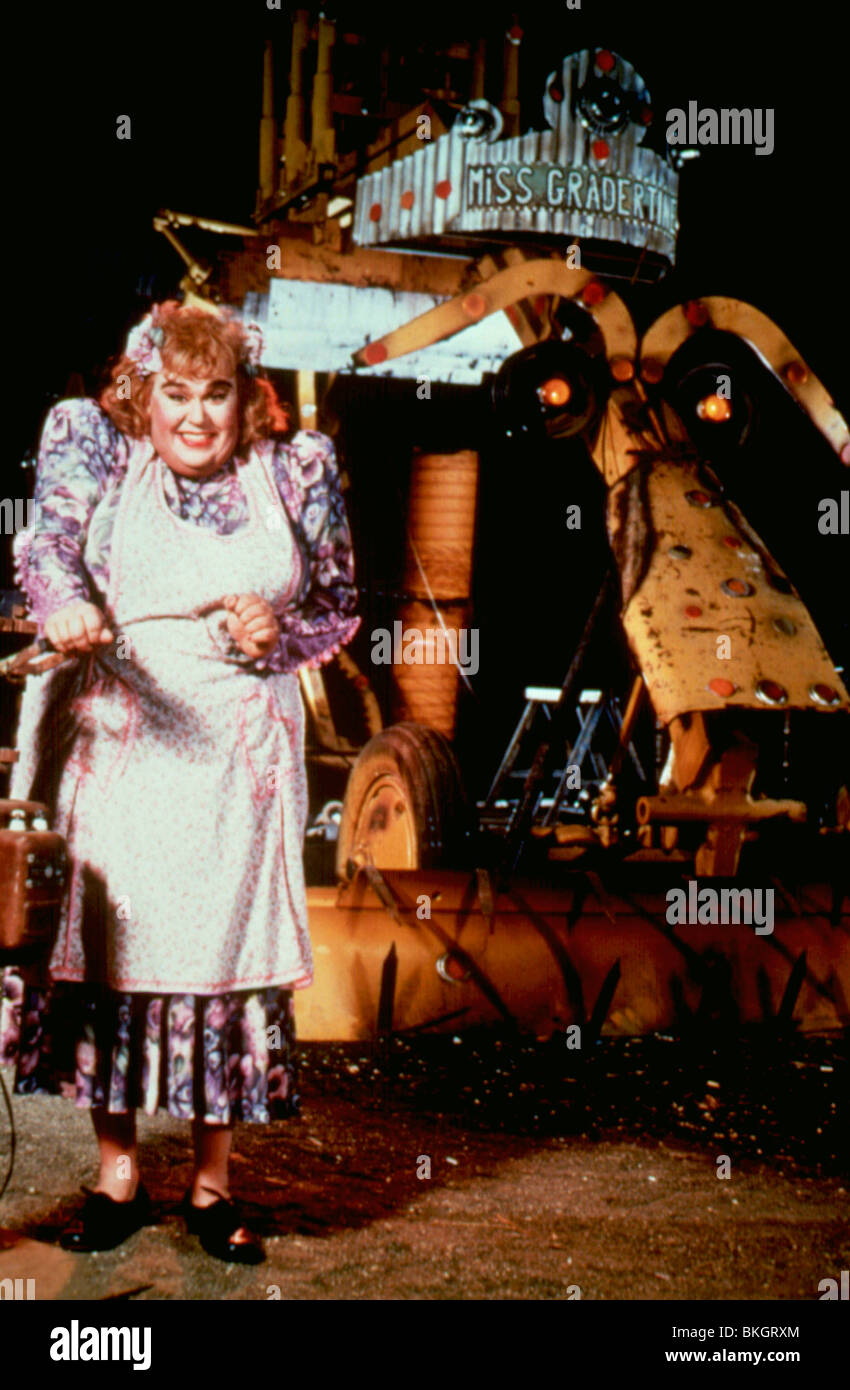 NOTHING BUT TROUBLE (1991) JOHN CANDY NBT 031 Stock Photo - Alamy