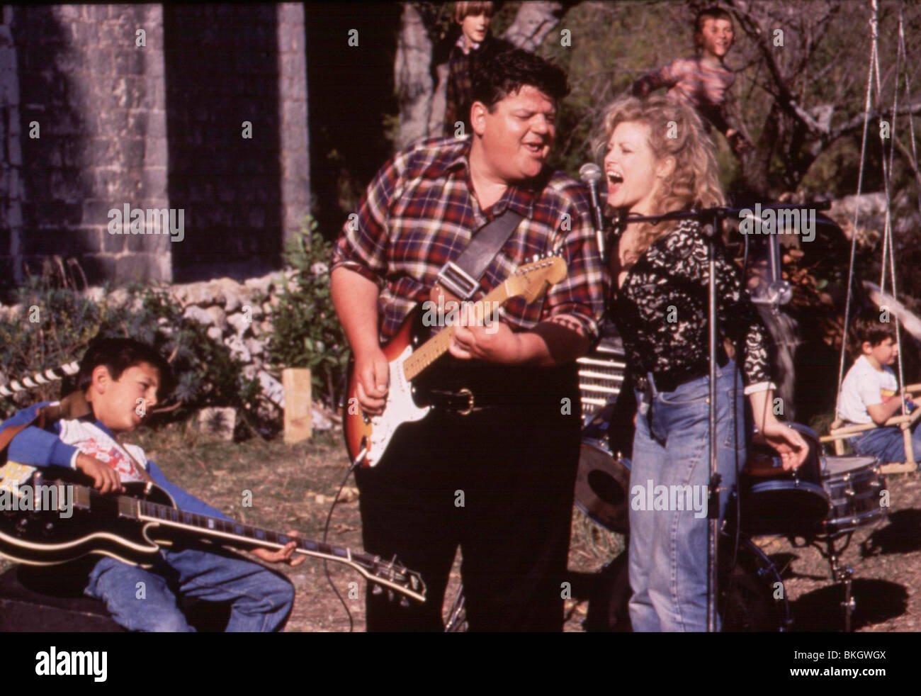 THE POPE MUST DIE (1991) ROBBIE COLTRANE, BEVERLY D'ANGELO PMD 031 ...