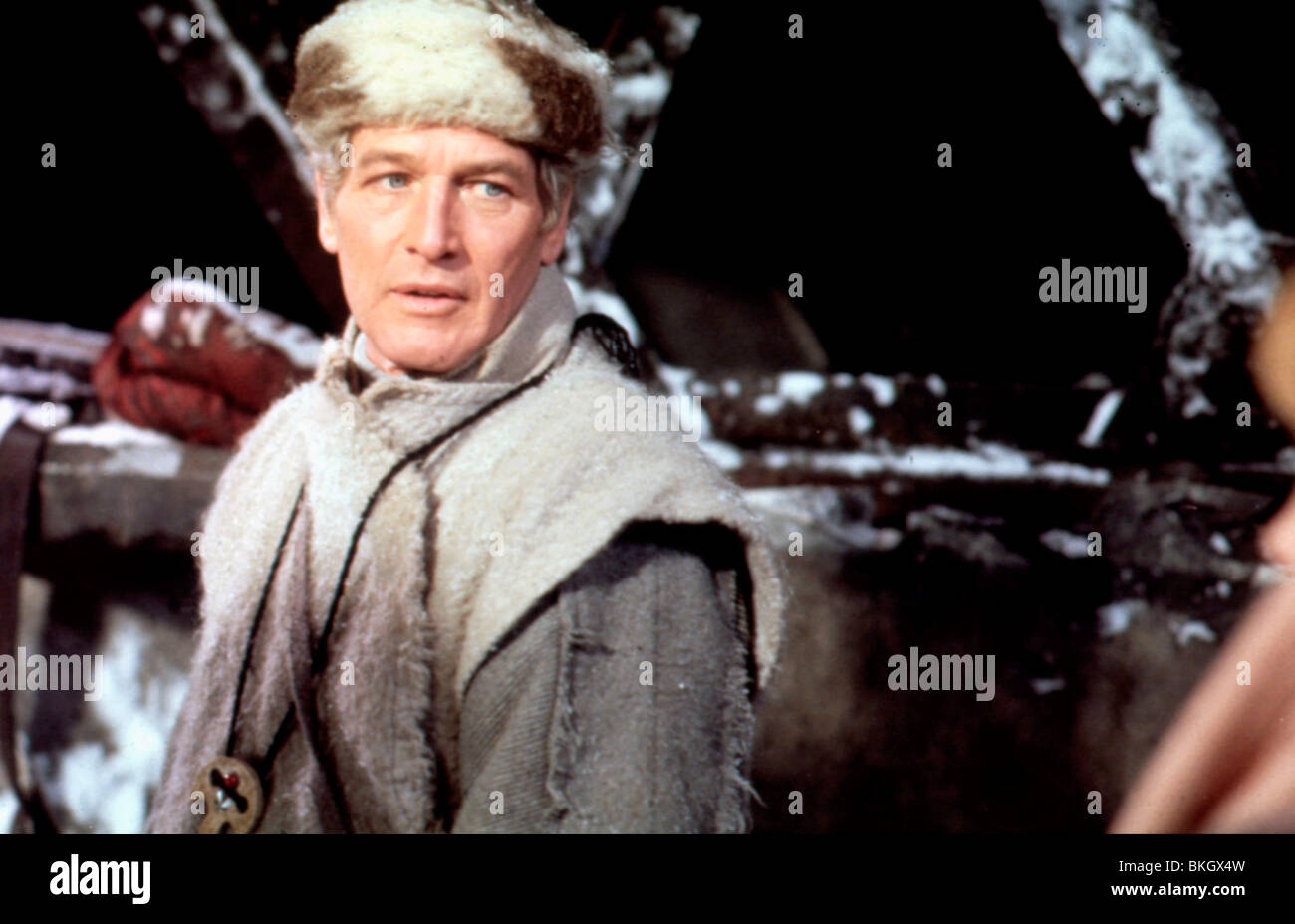 QUINTET (1979) PAUL NEWMAN, ROBERT ALTMAN (DIR) QUI 002 Stock Photo - Alamy