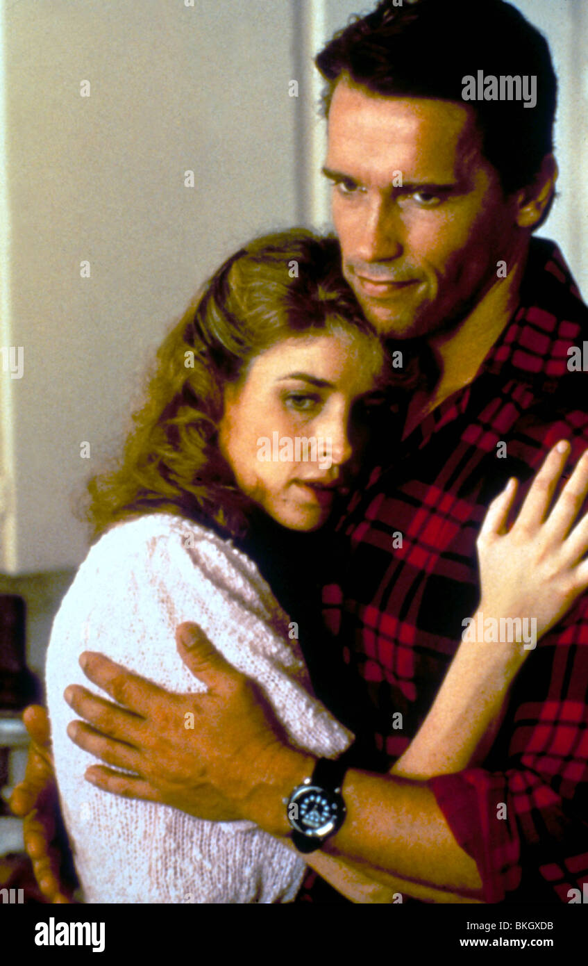 RAW DEAL (1986) KATHRYN HARROLD, ARNOLD SCHWARZENEGGER RWD 006 Stock ...