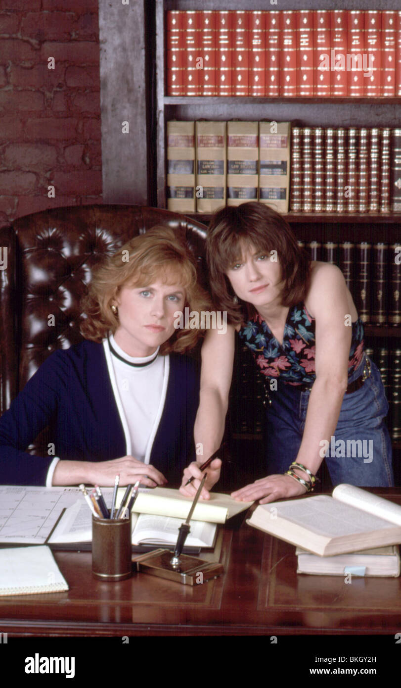 ROE VS. WADE (1989) AMY MADIGAN, HOLLY HUNTER RVSW 007 Stock Photo - Alamy