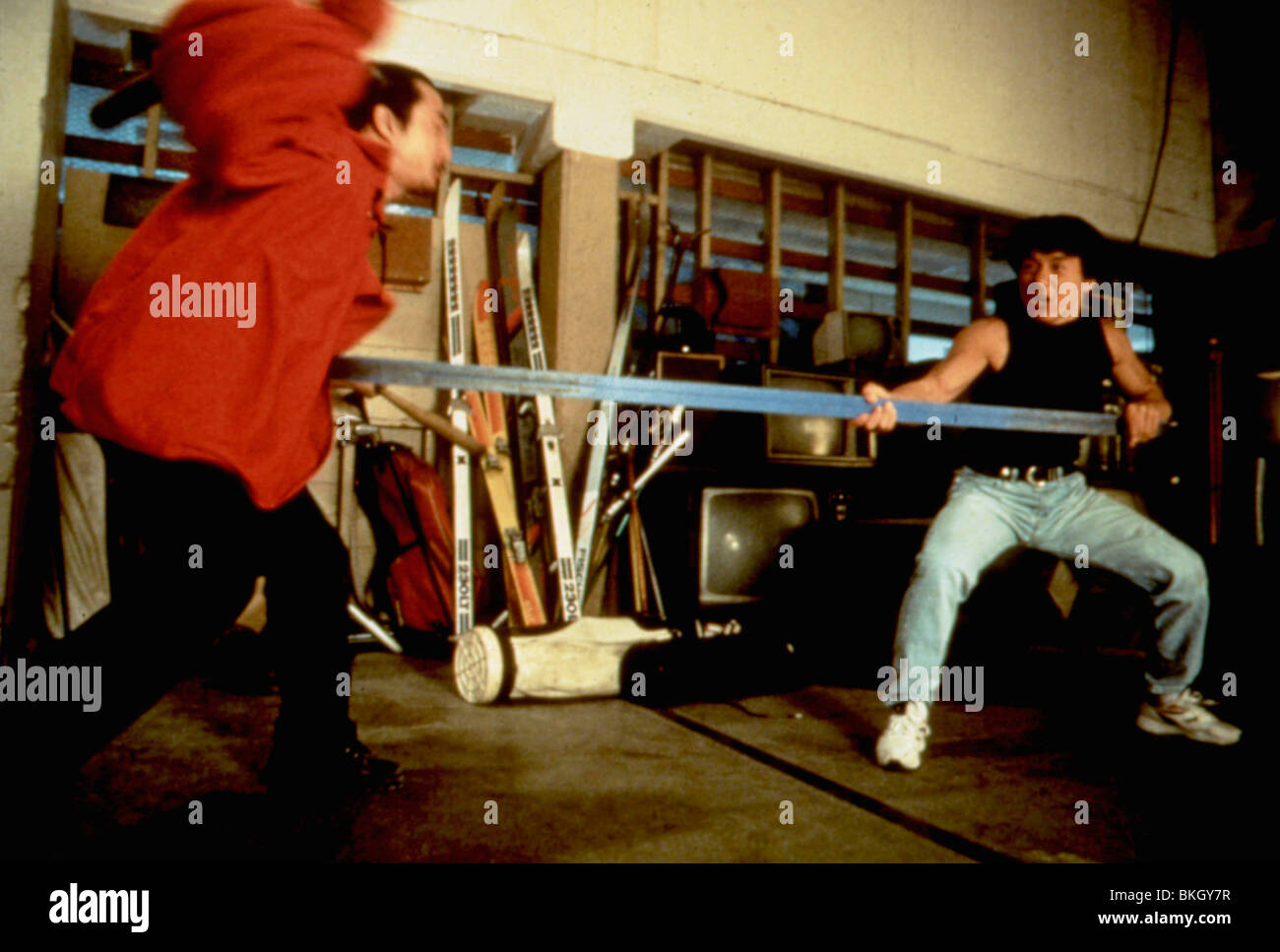 RUMBLE IN THE BRONX (1996) JACKIE CHAN RITB 007 L Stock Photo - Alamy