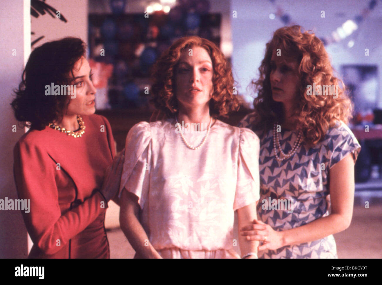 SAFE -1995 JULIANNE MOORE Stock Photo - Alamy