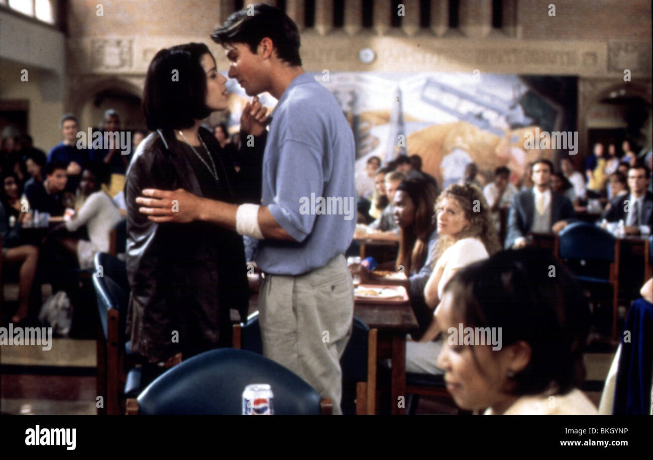 SCREAM 2 (1997) NEVE CAMPBELL, JERRY O'CONNELL SRM2 156 Stock Photo - Alamy