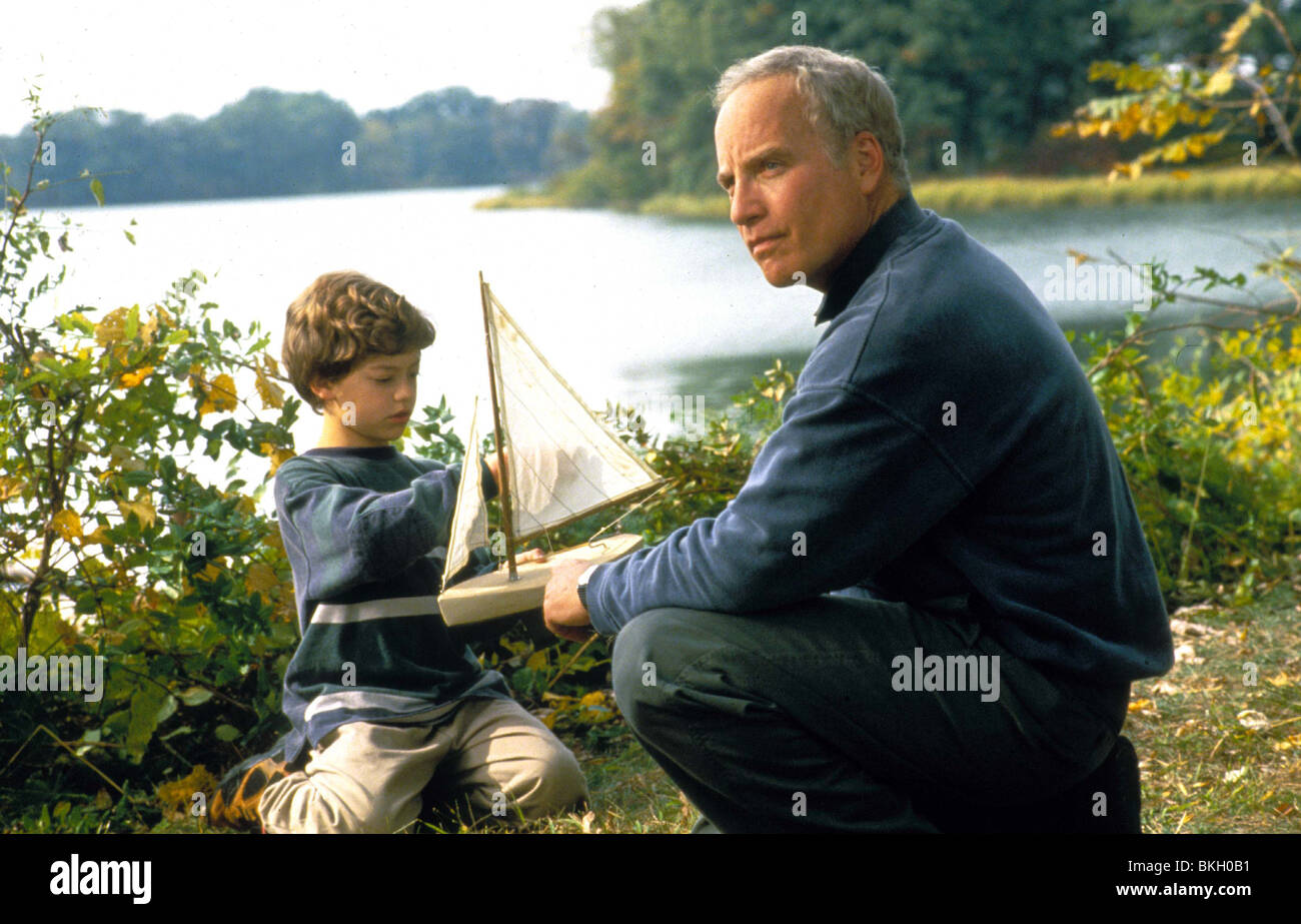 SILENT FALL (1994) BEN FAULKNER, RICHARD DREYFUSS SIFA 054 Stock Photo ...