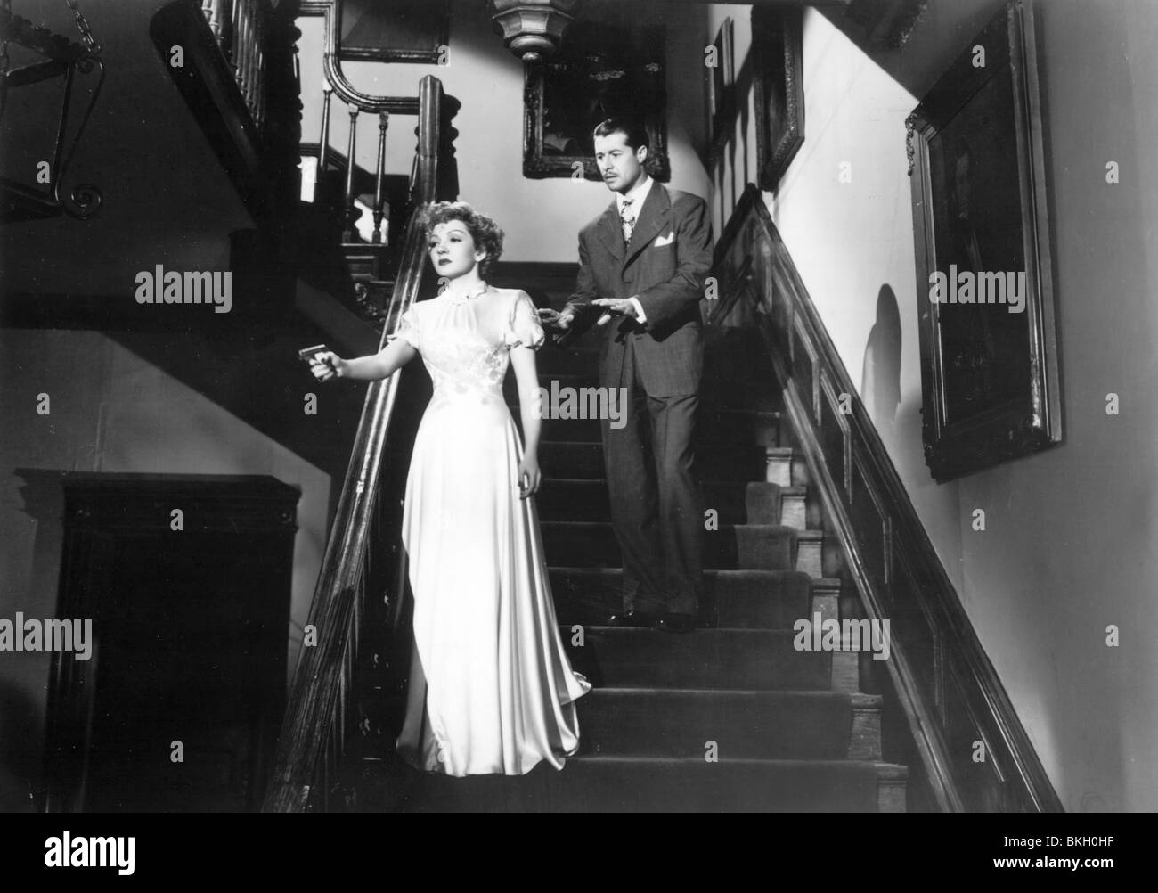 Don ameche claudette colbert hi-res stock photography and images - Alamy