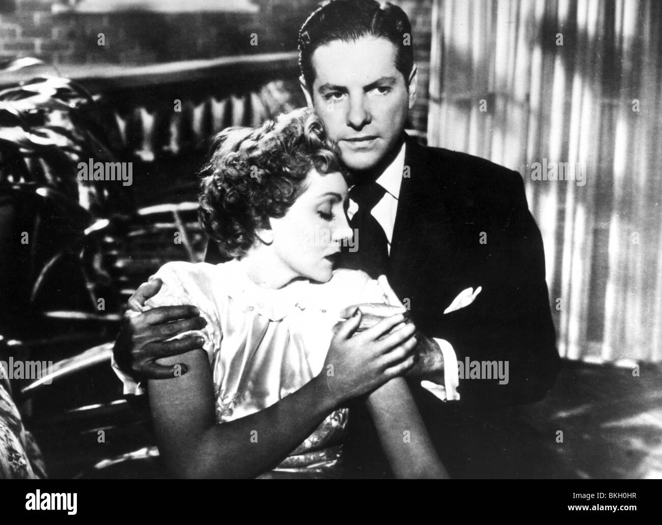 SLEEP MY LOVE (1948) CLAUDETTE COLBERT, ROBERT CUMMINGS SLML 011P Stock ...