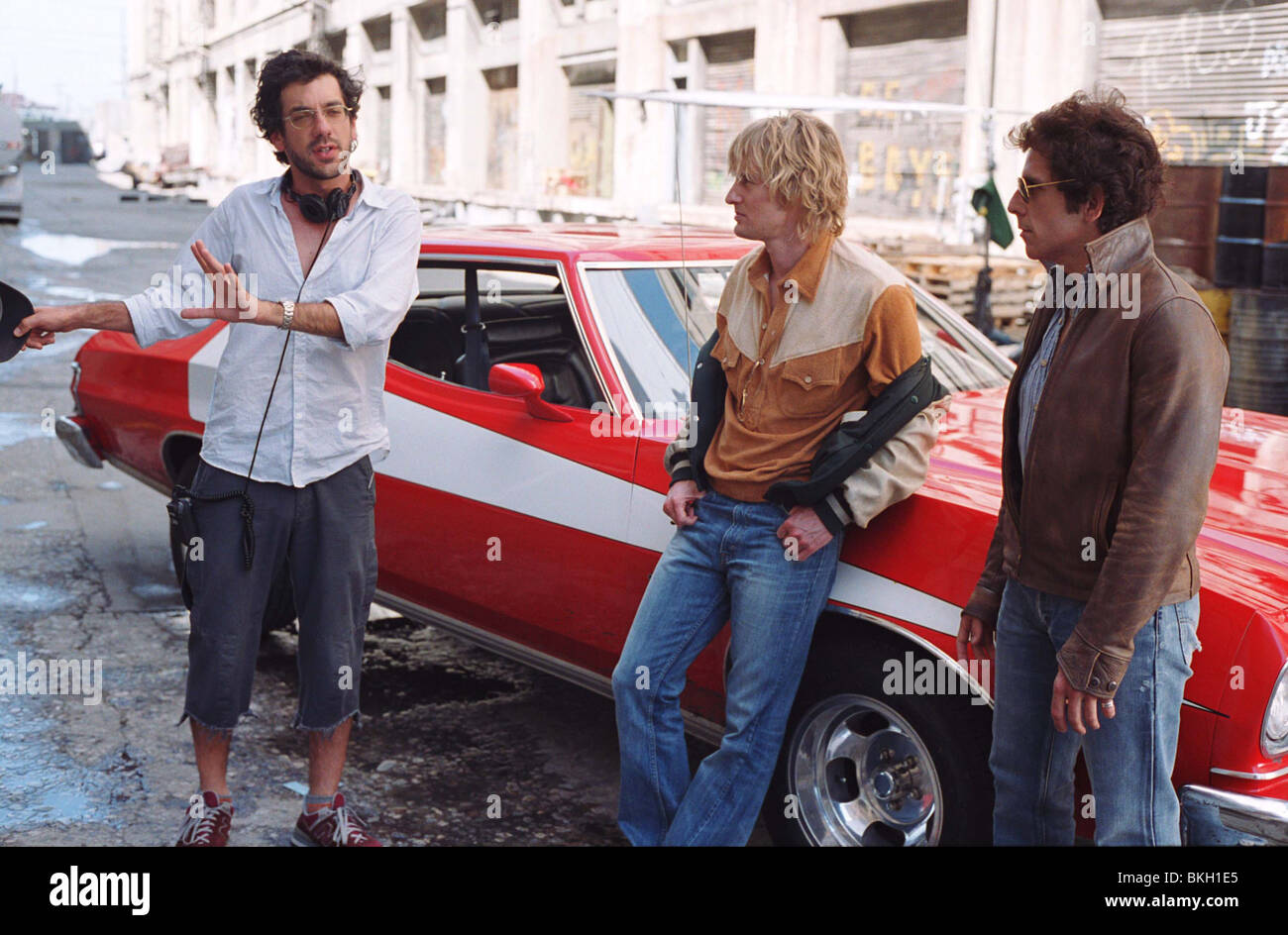 ON SET 'STARSKY AND HUTCH' (2004) WITH TODD PHILLIPS (DIR), OWEN WILSON ...