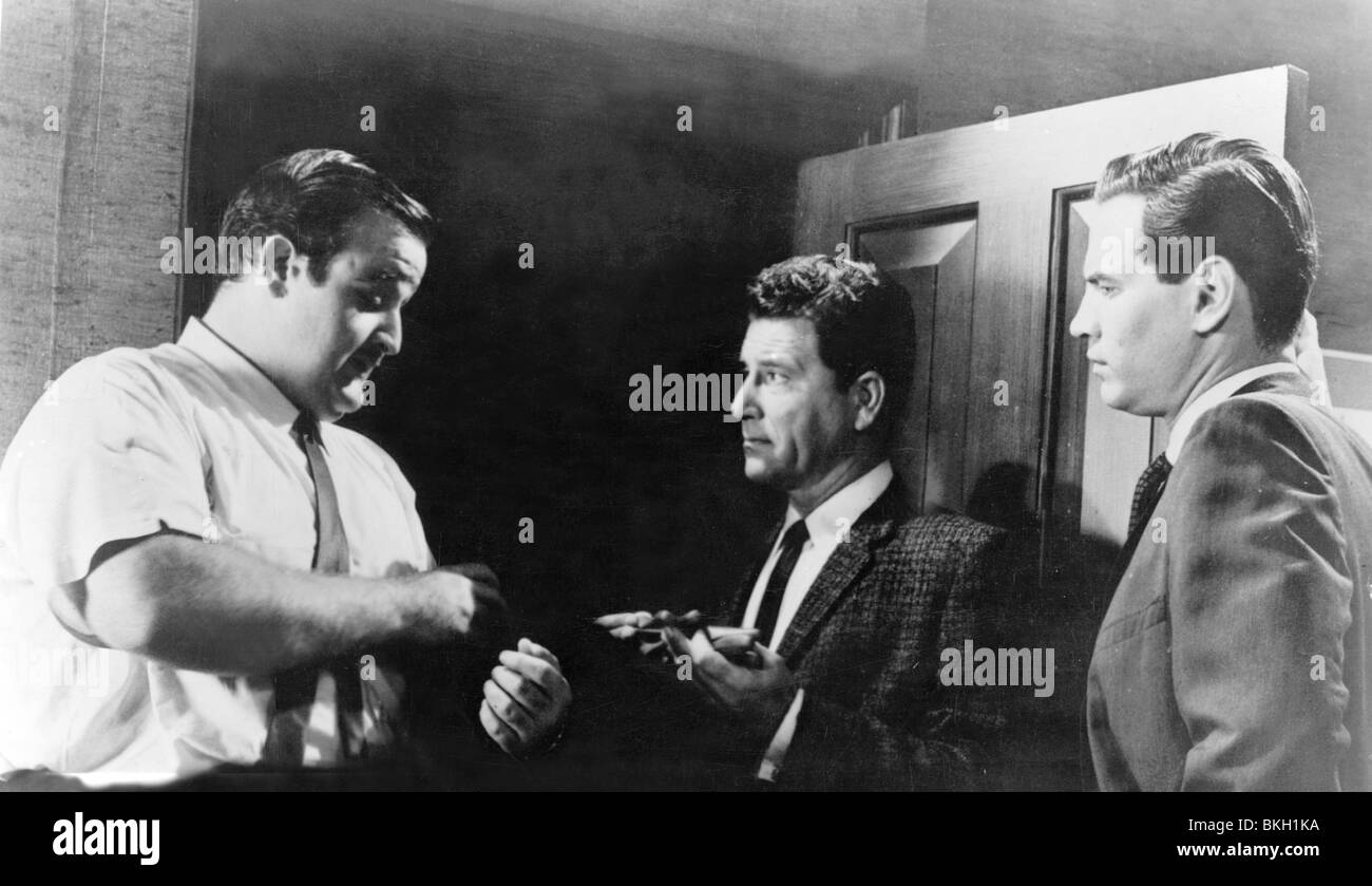 THE STRANGLER (1963) VICTOR BUONO STRG 008P Stock Photo - Alamy