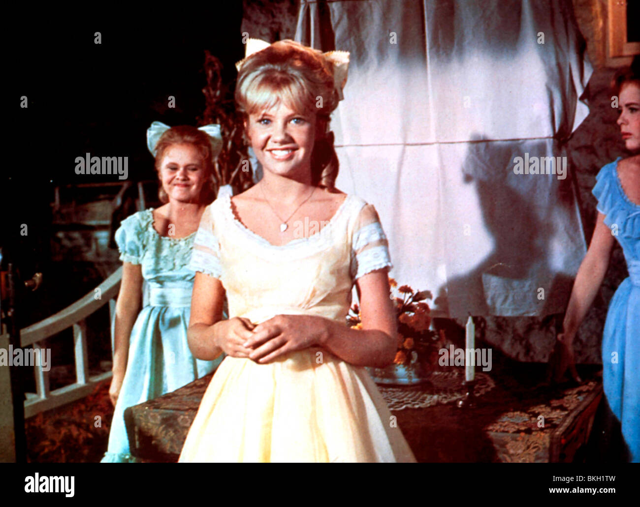 Hayley mills summer magic hi-res stock photography and images - Alamy