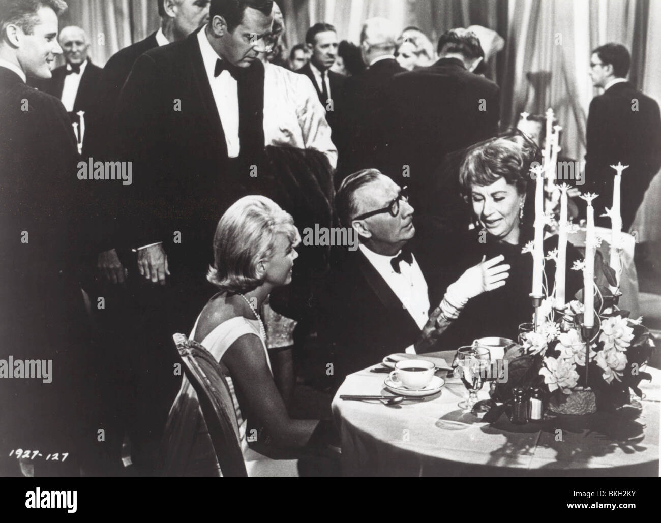 THE THRILL OF IT ALL (1963) DORIS DAY THAL 004P L Stock Photo - Alamy