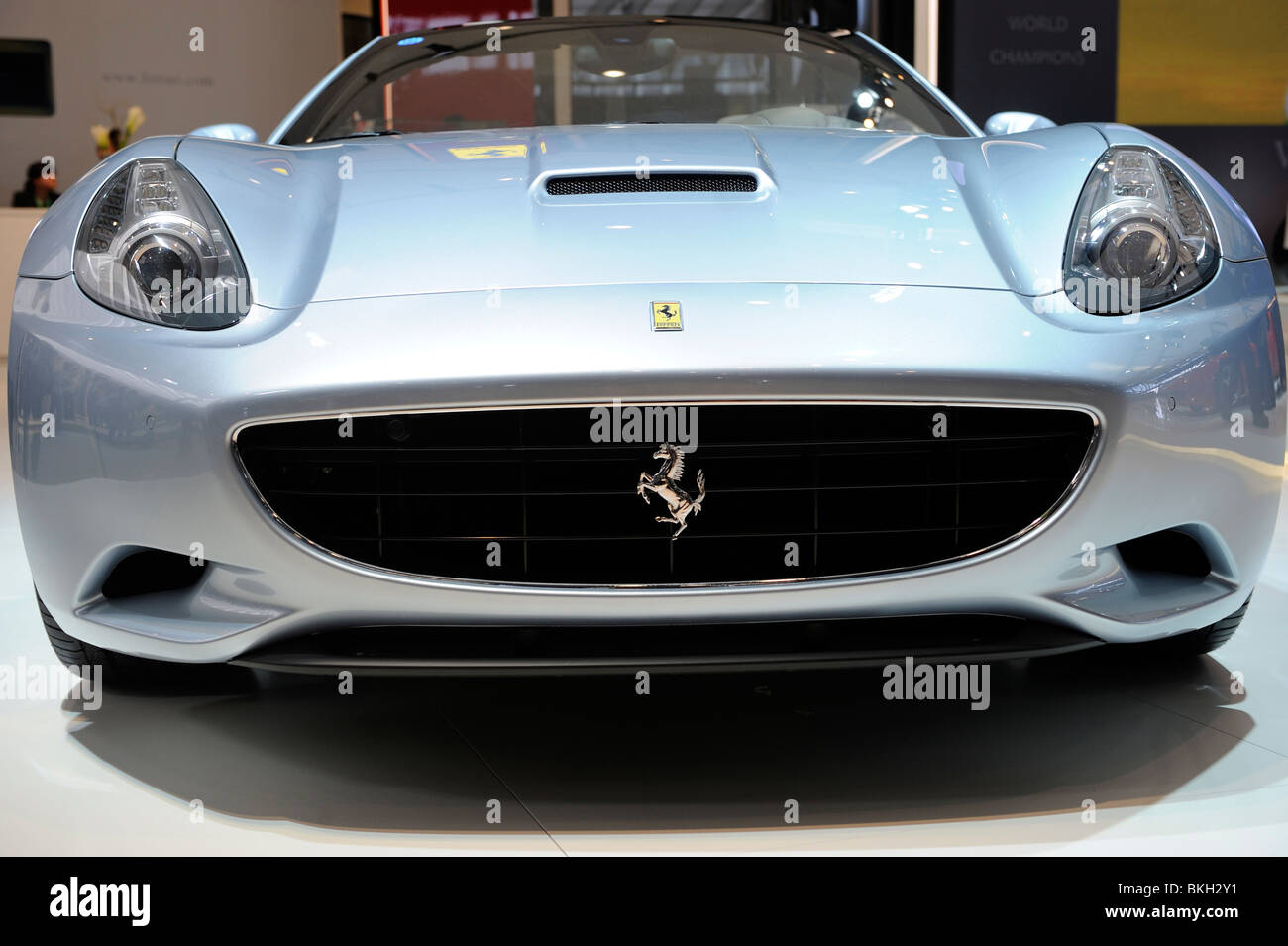 Ferrari california hi-res stock photography and images - Alamy