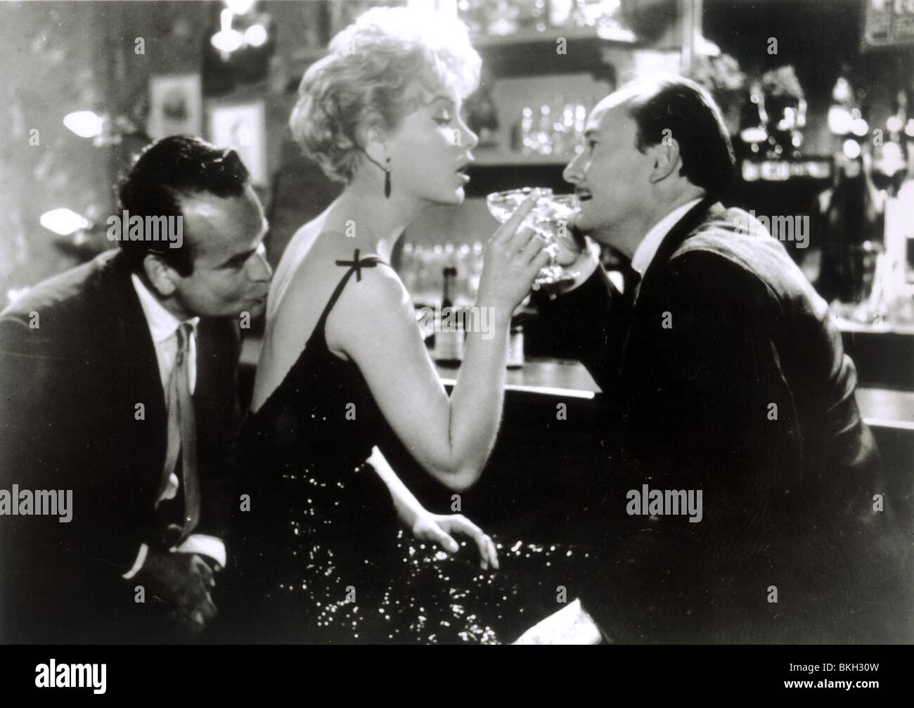 Stella Stevens2024 150 Shelley Stevens Fotos Und Hochauflösende