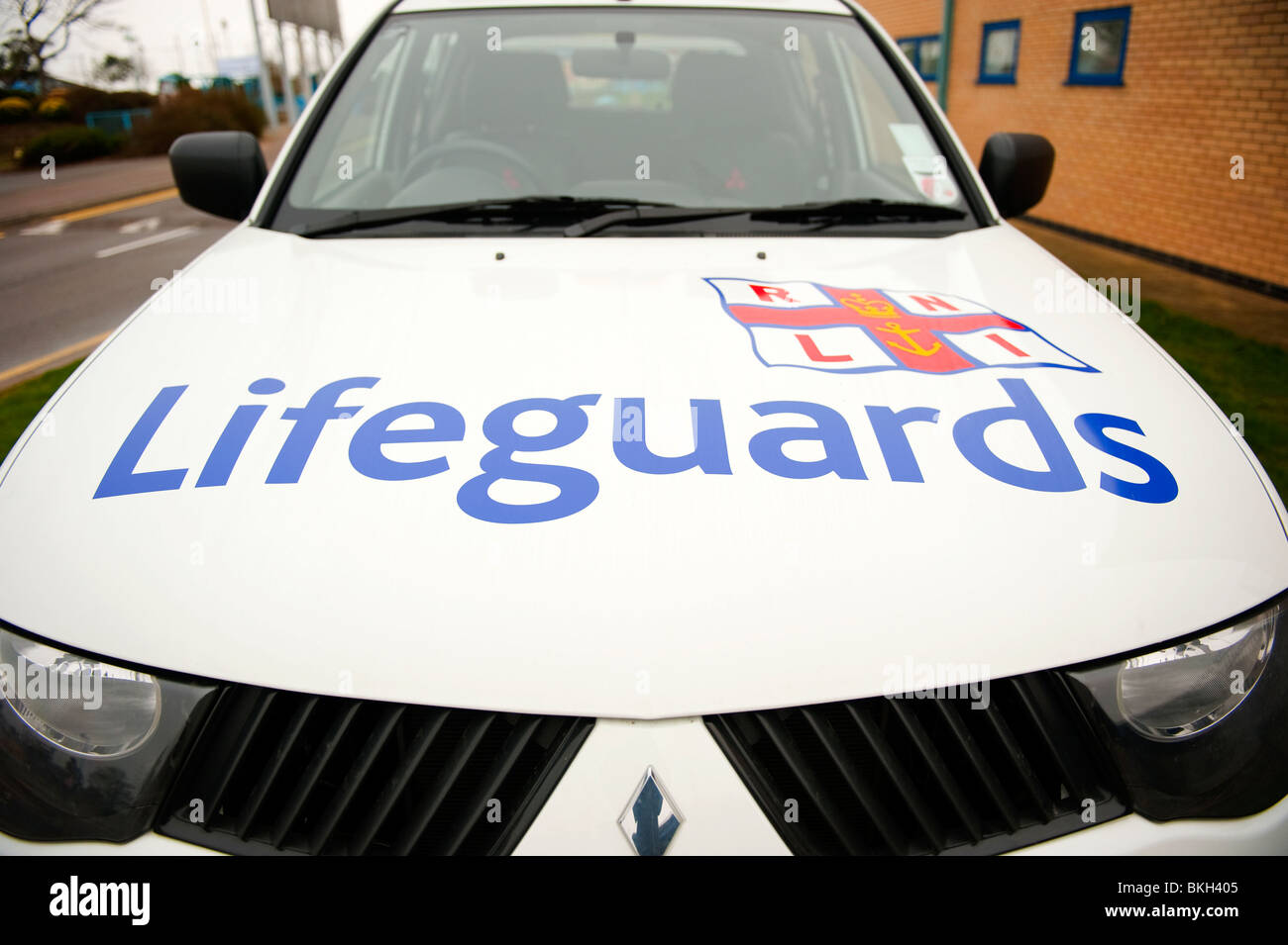 RNLI Lifeguards car Stock Photo - Alamy