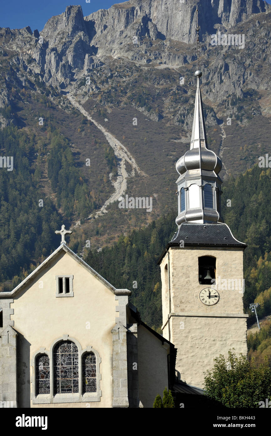 The church of L'Eglise St. Michel in Chamonix in the Mont Blanc region ...