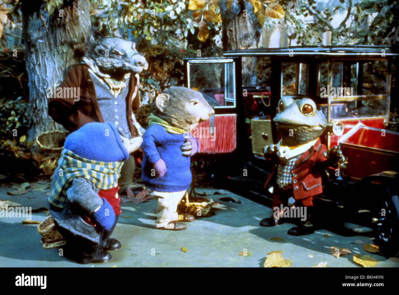 Please help me and my little sister : r/BritishTV